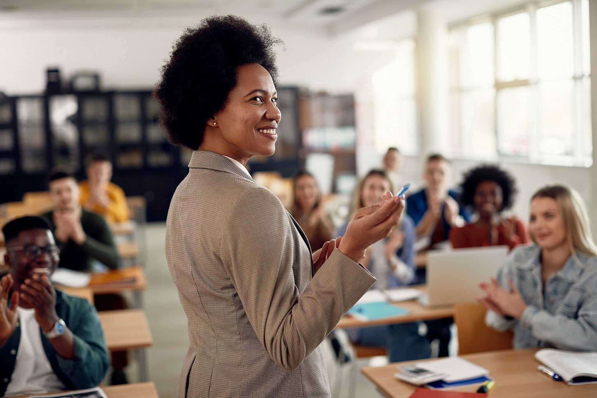 Como se tornar um professor universitário? Veja aqui! - Conteúdo Aberto